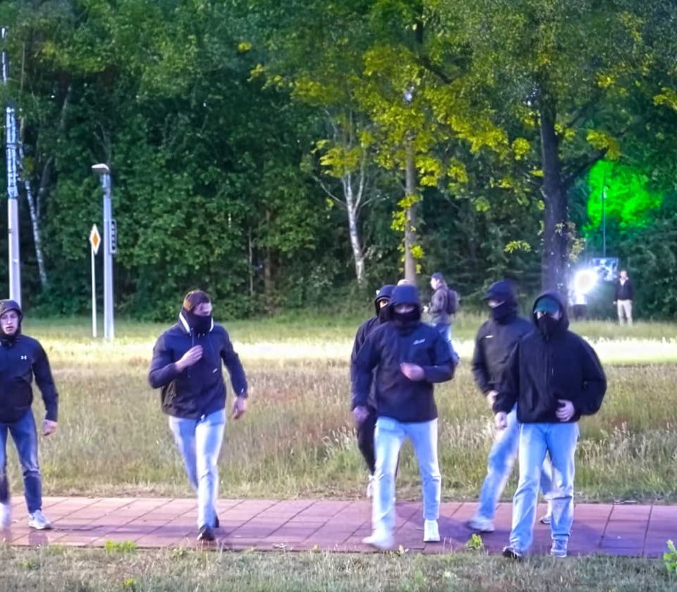 “Het geweld komt van de kant van de politie” - De Andere Krant